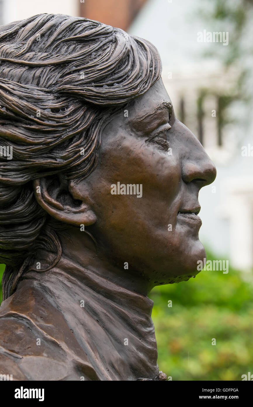 Bronze bust of author Mary Webb by Jemma Pearson, Shrewsbury ...