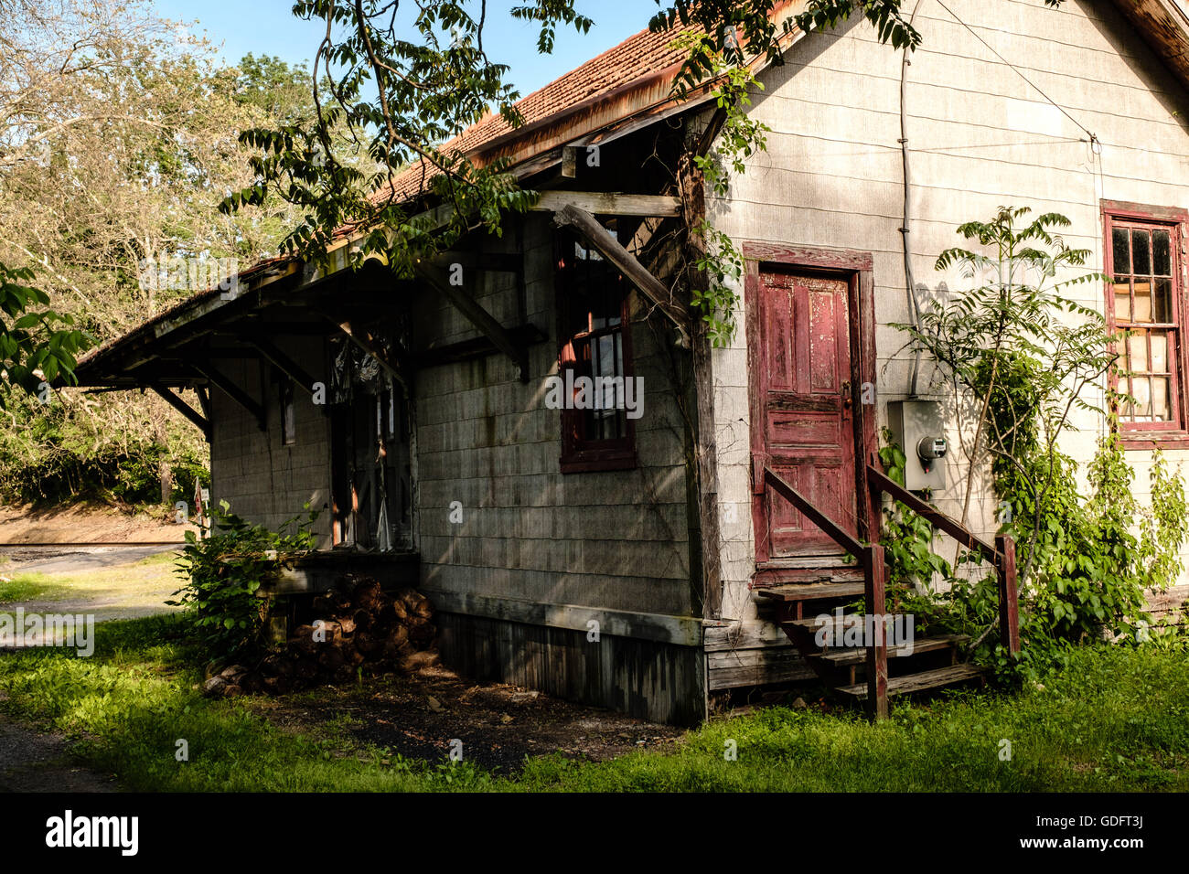 Former Markham Railroad Freight Station, Old Markham Road, Virginia ...