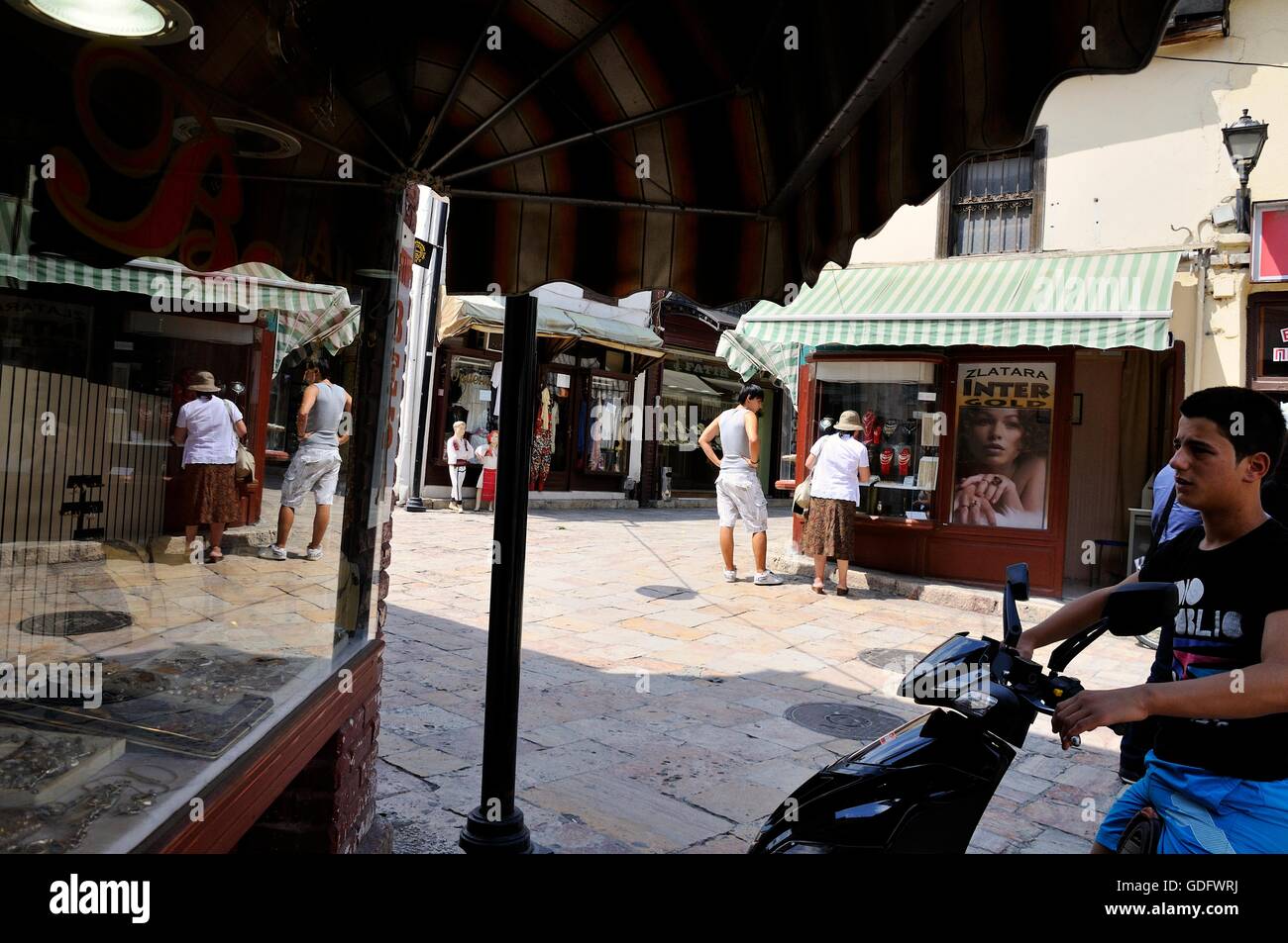 Typical street in the Old Bazaar in Skopje Stock Photo - Alamy