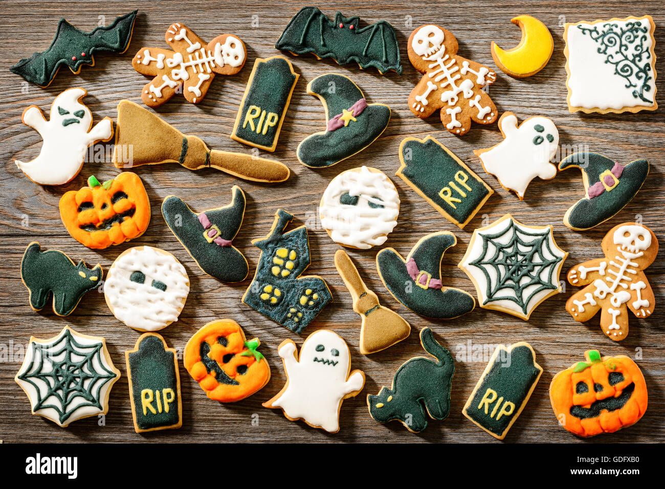 Cobweb cookies hi-res stock photography and images - Alamy