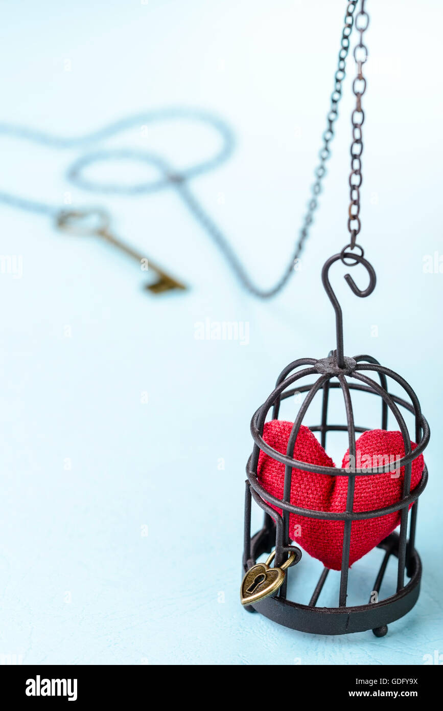 Red birdcage hi-res stock photography and images - Alamy