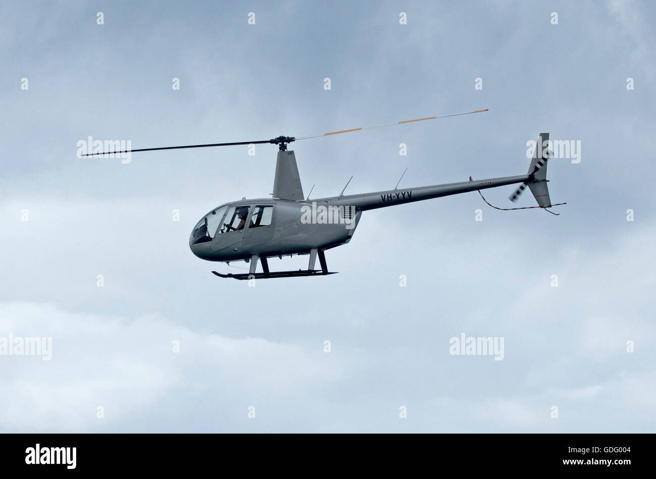 Flying helicopters hi-res stock photography and images - Alamy
