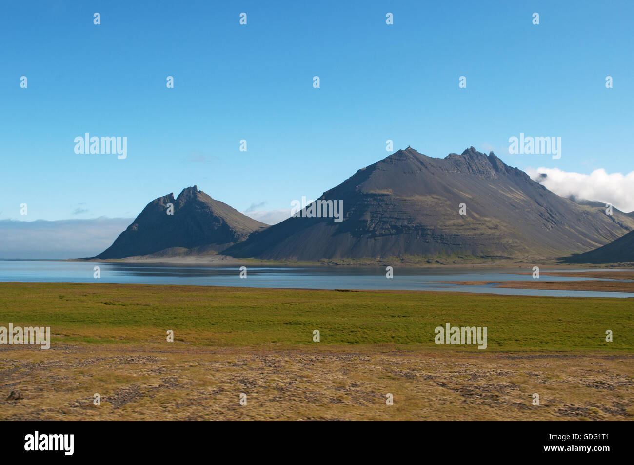 Iceland: the breathtaking landscape seen from the Route 1, the famous ...