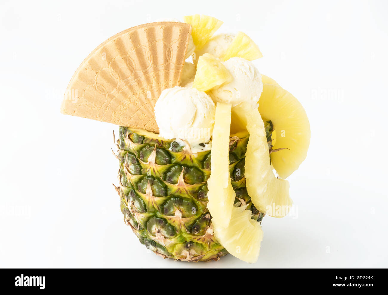 Pineapple filled with Pineapple Ice Cream / Gelato Stock Photo - Alamy