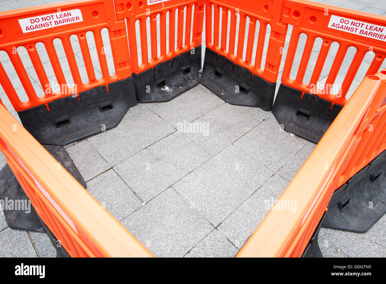 Pavement barrier surround pavement without defects, Liverpool ...