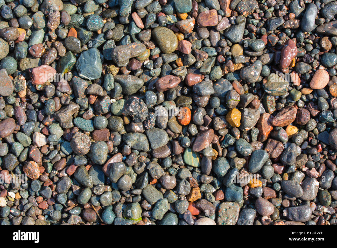 Shiny pebbles hi-res stock photography and images - Alamy