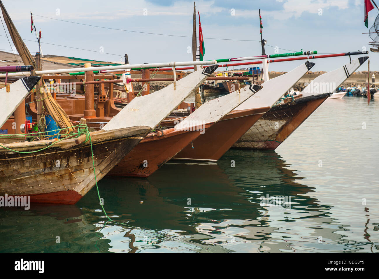 Fishing boats in harbour musandam hi-res stock photography and images ...