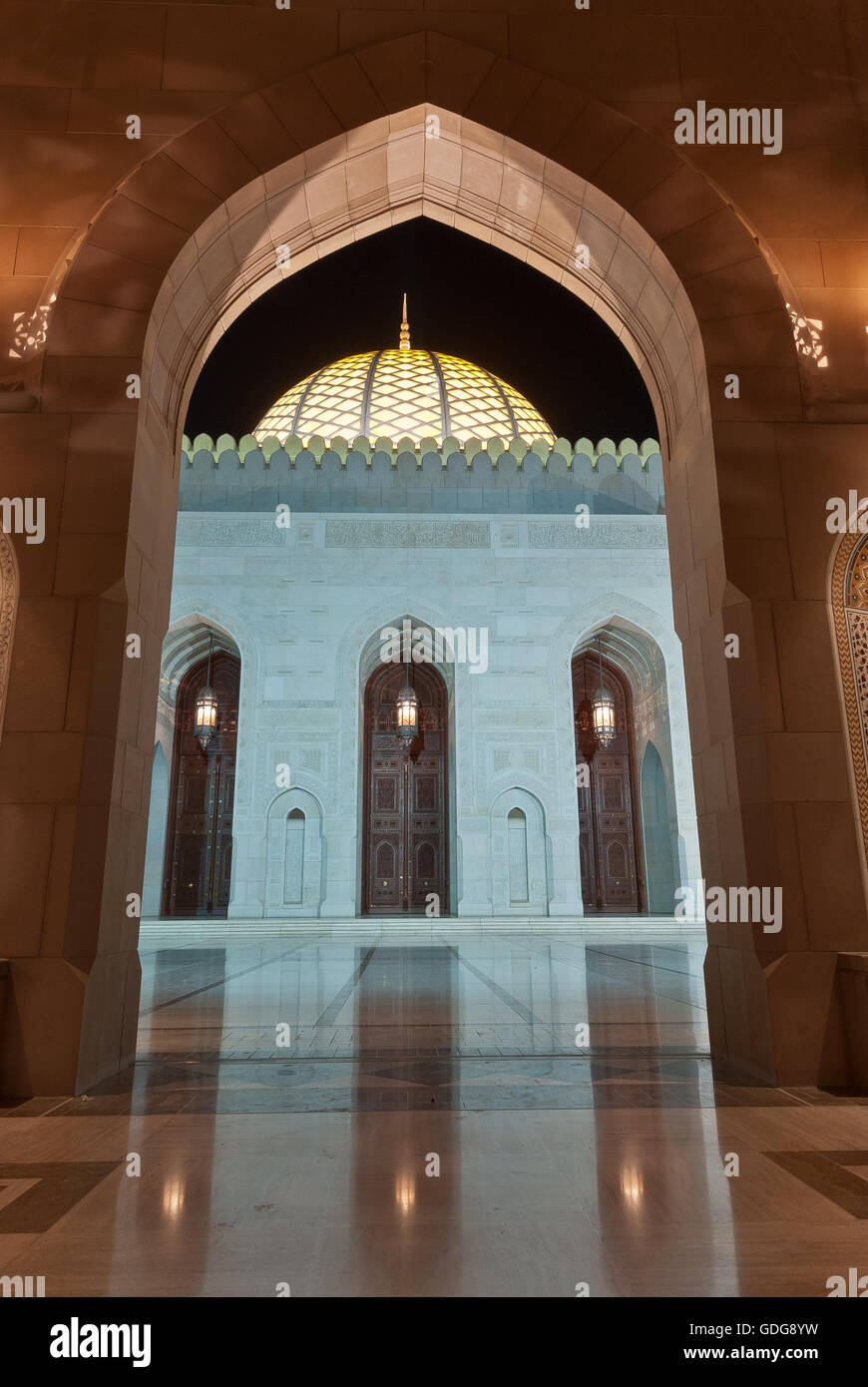 View of an arch at the Sultan Qaboos Grand Mosque in Muscat, Oman Stock ...