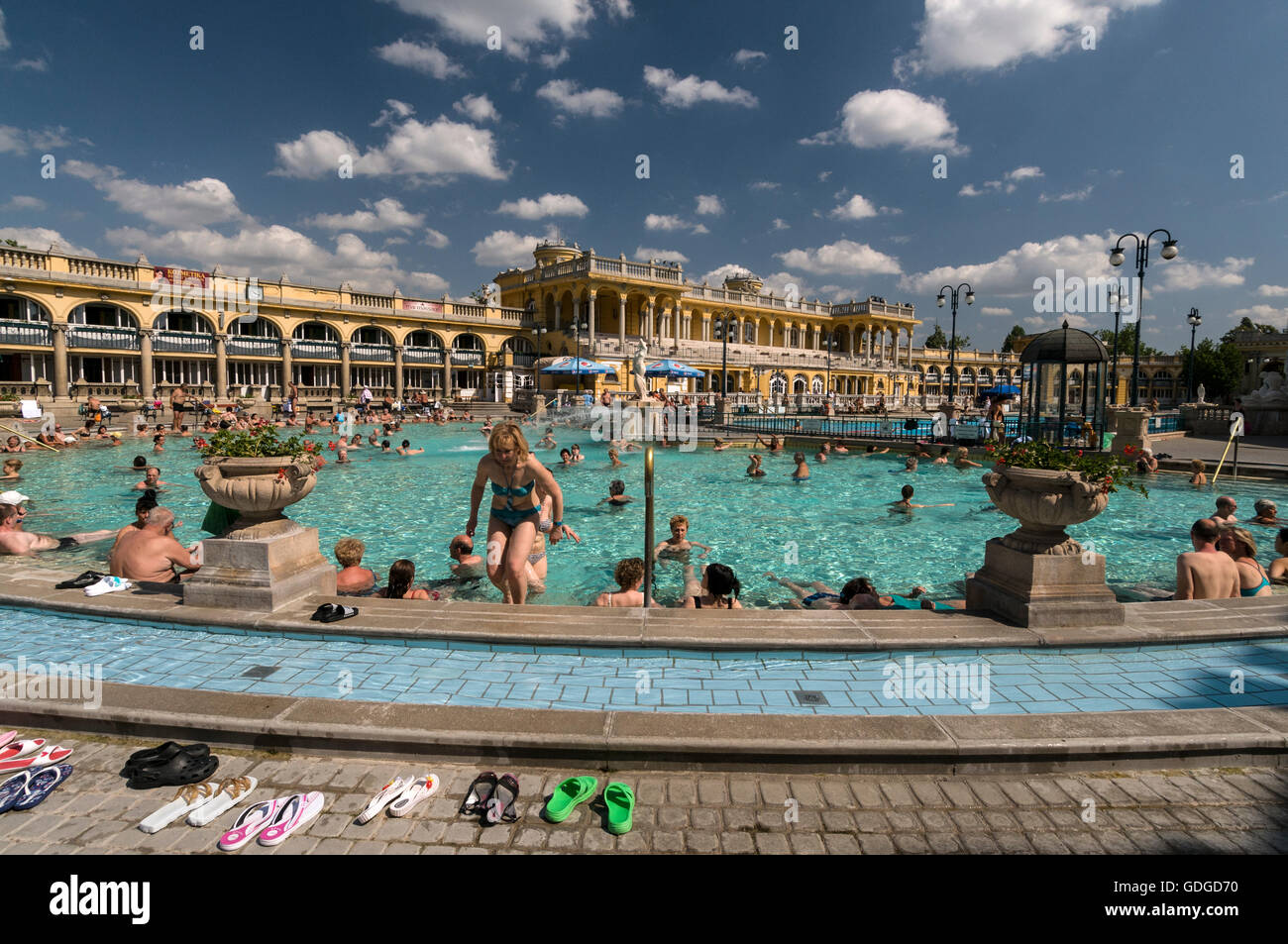 The Szechenyi Spa and Swimming pool in City Park, Budapest, Hungary ...