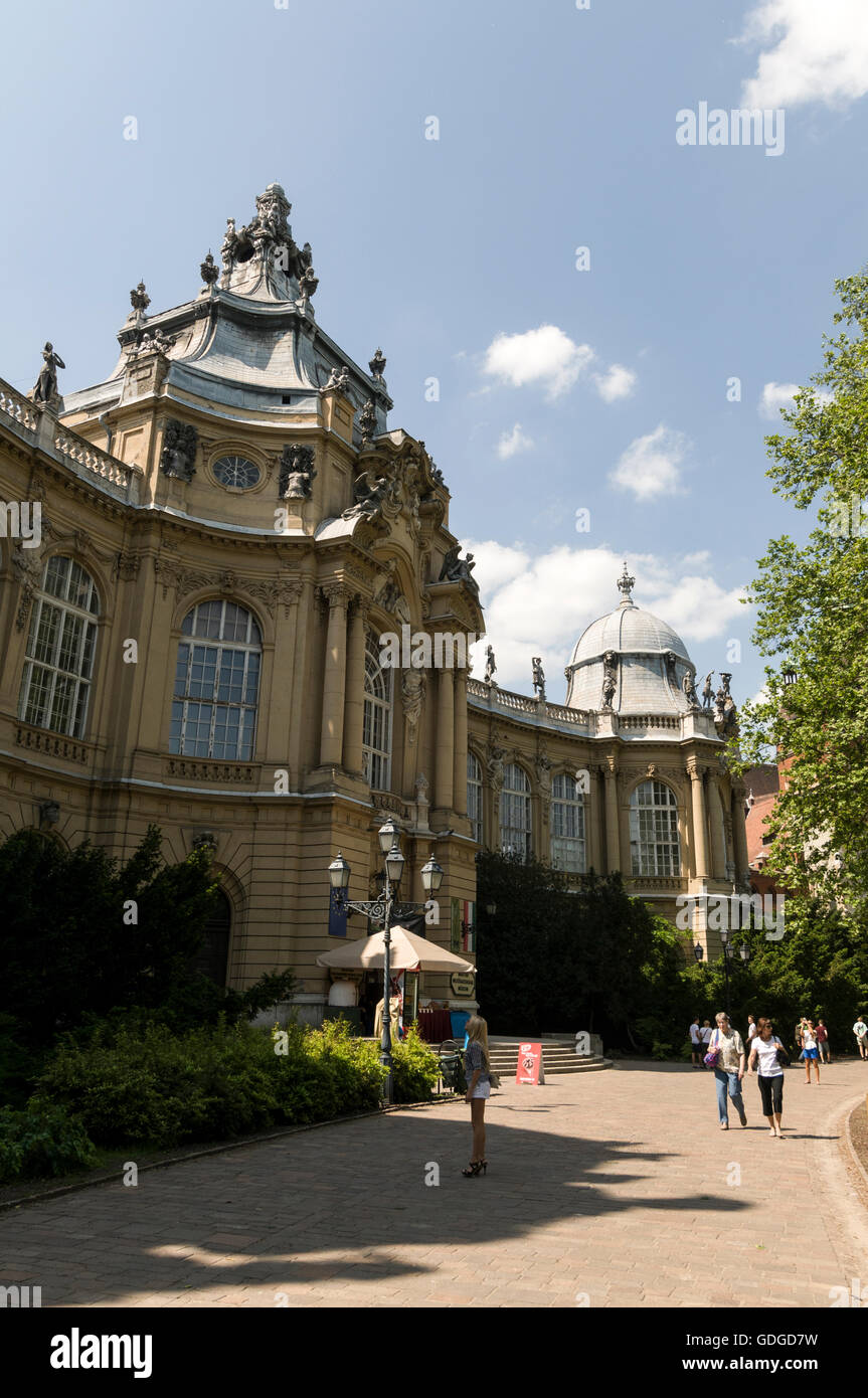 The Vajdahunyad Castle in City Park is a stone's throw from Heroes ...