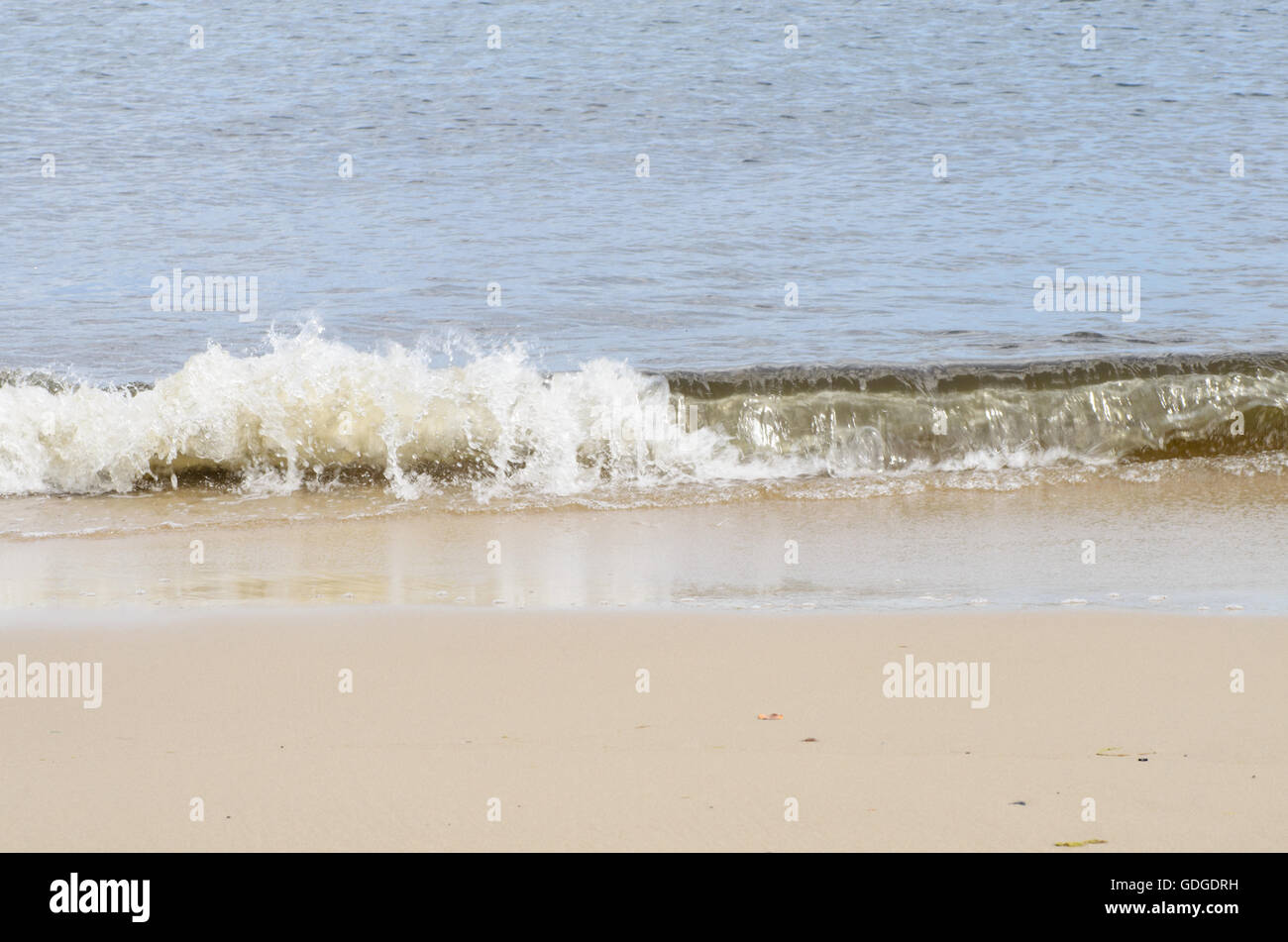 Wave on the beach hi-res stock photography and images - Alamy