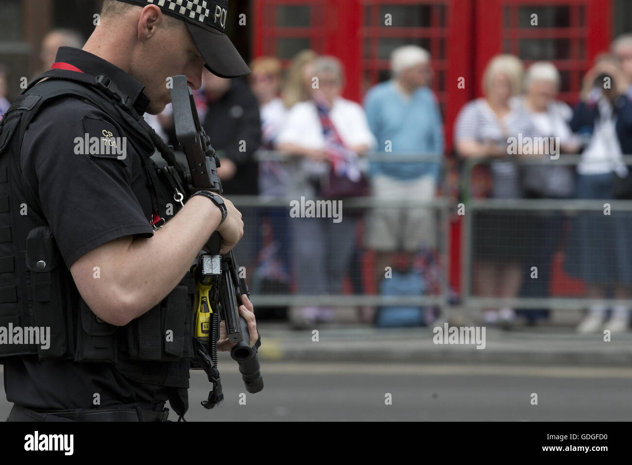 So19 police officer hi-res stock photography and images - Alamy