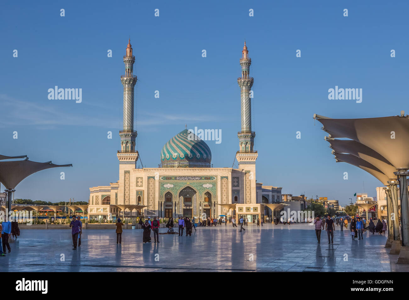 Iran mosque hi-res stock photography and images - Alamy