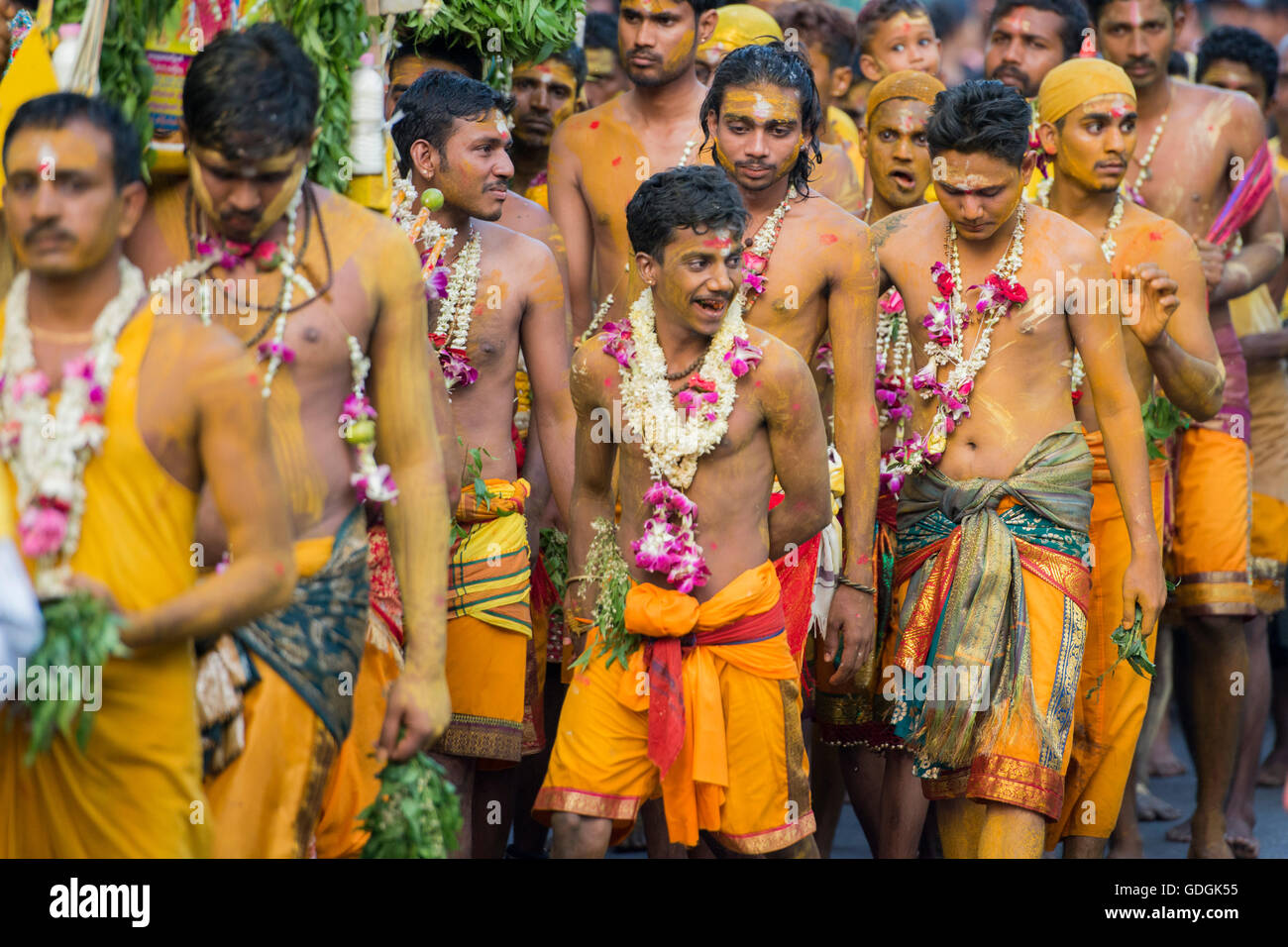 Asia myanmar fire walk festival hi-res stock photography and images - Alamy