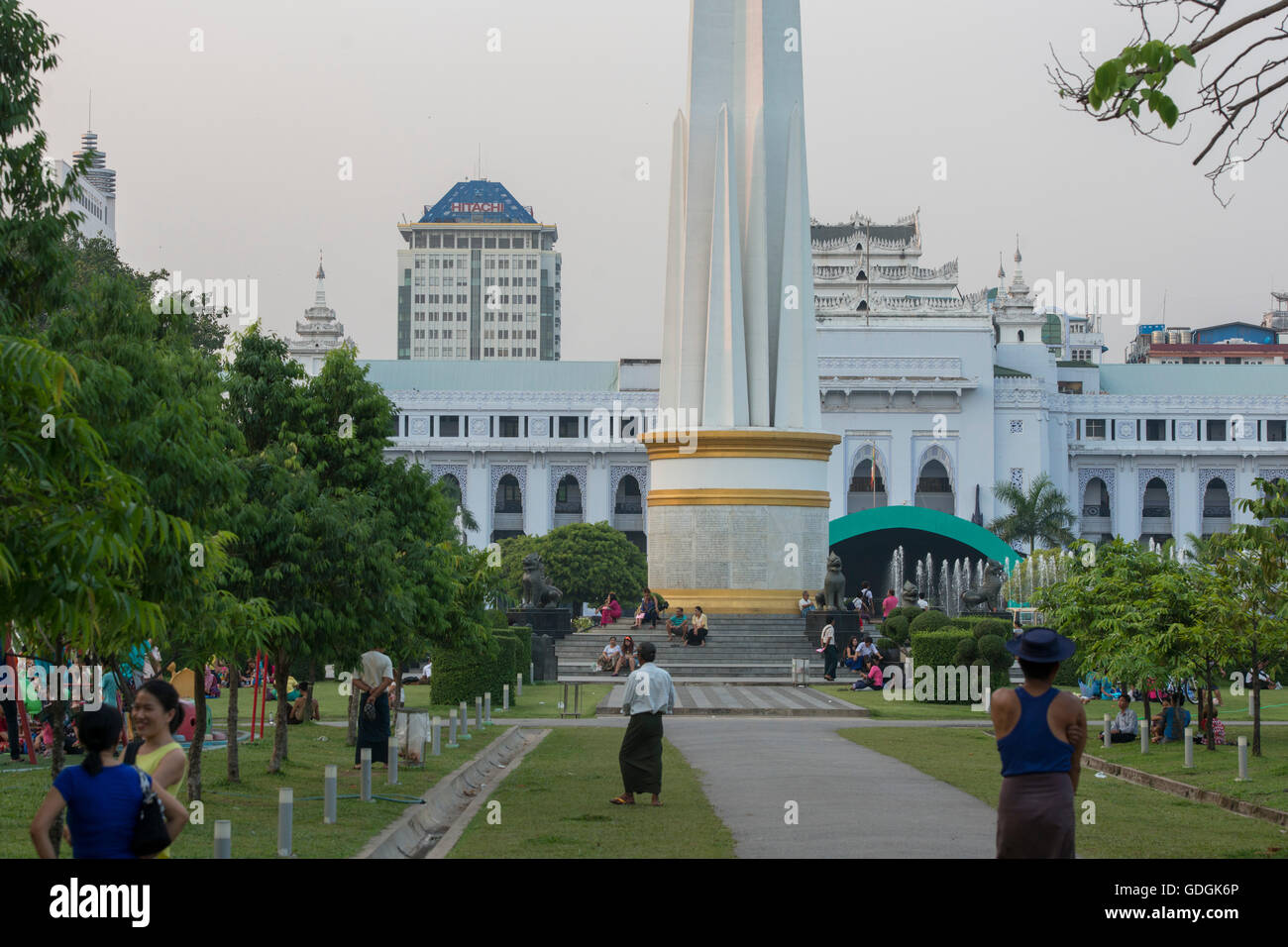 The Maha Bandoola Park with the Independence Monument in the City of ...