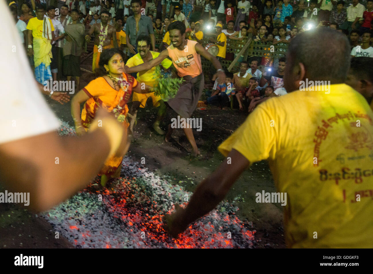 Asia myanmar fire walk festival hi-res stock photography and images - Alamy