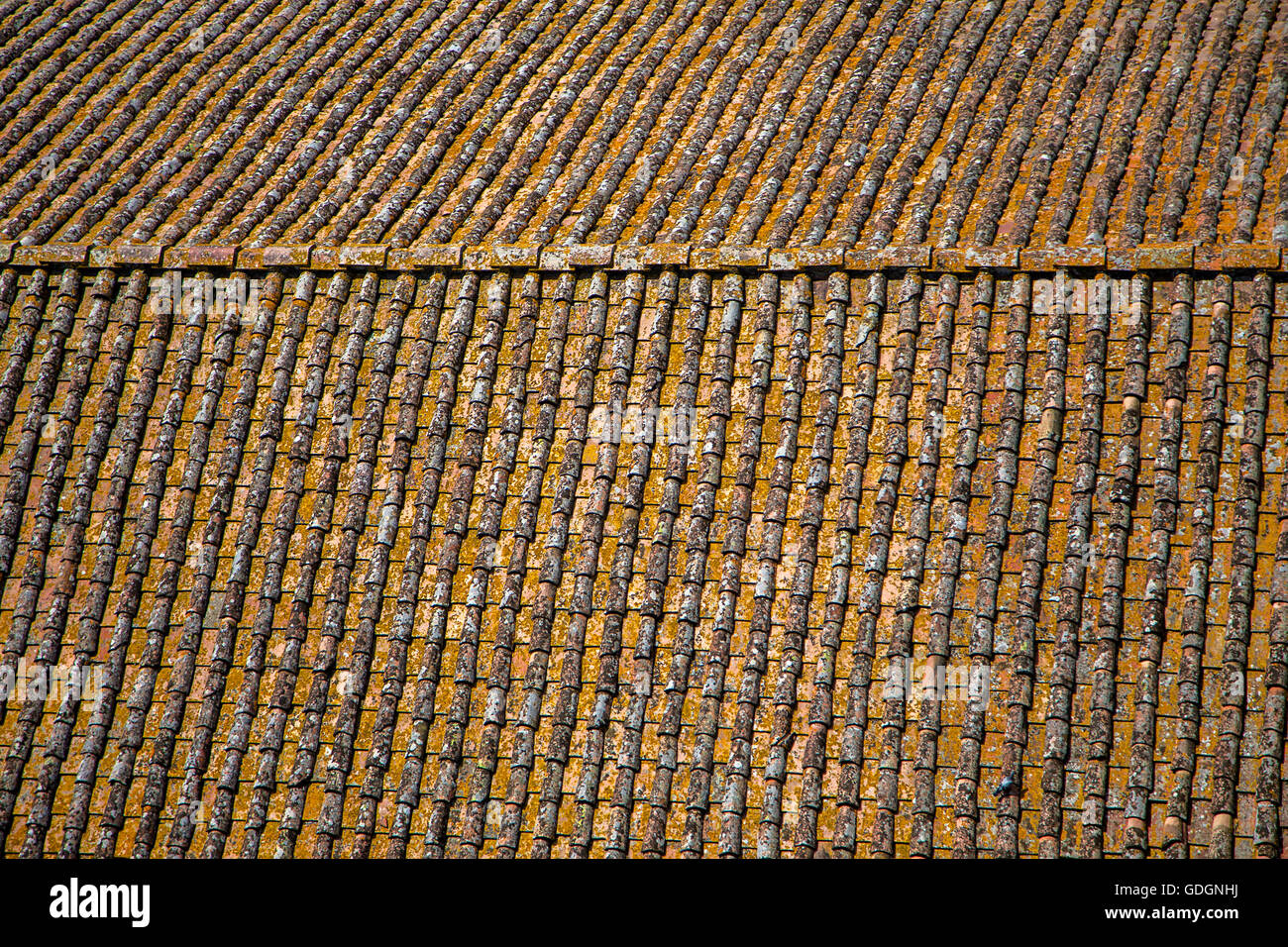 Texture of red roof tiles Stock Photo - Alamy