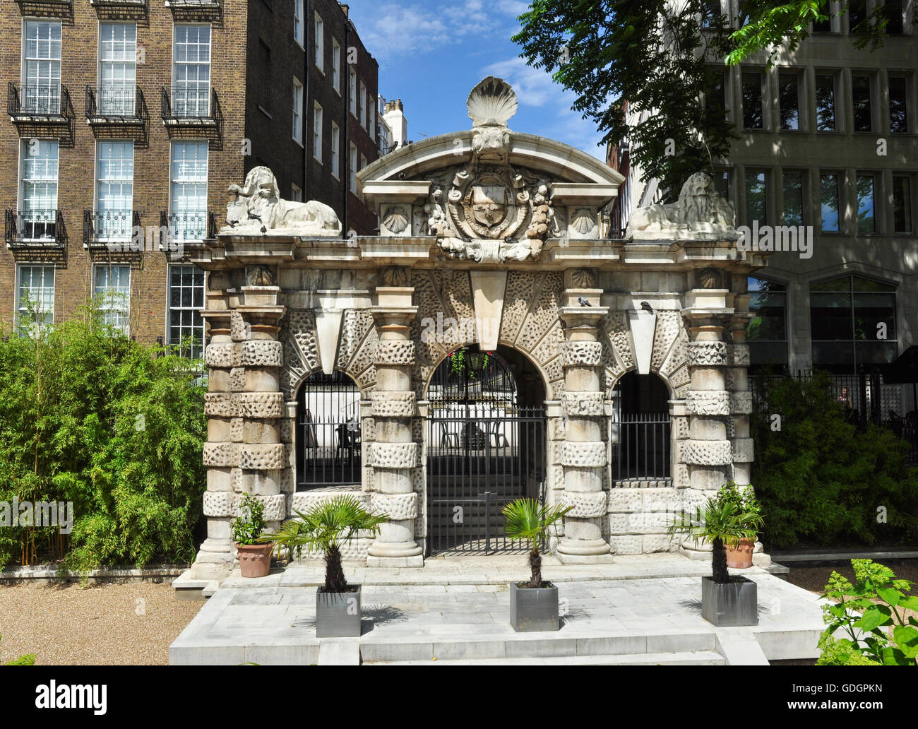 Houses For Sale Victoria Embankment at Katie Jenkins blog