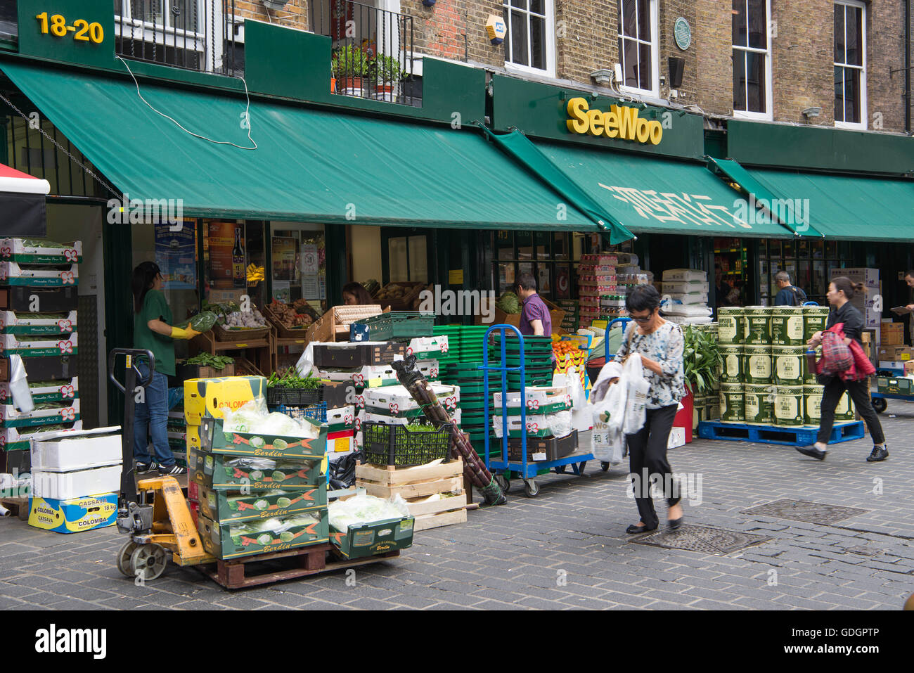 Chinese Shoppers Chinatown London England High Resolution Stock ...