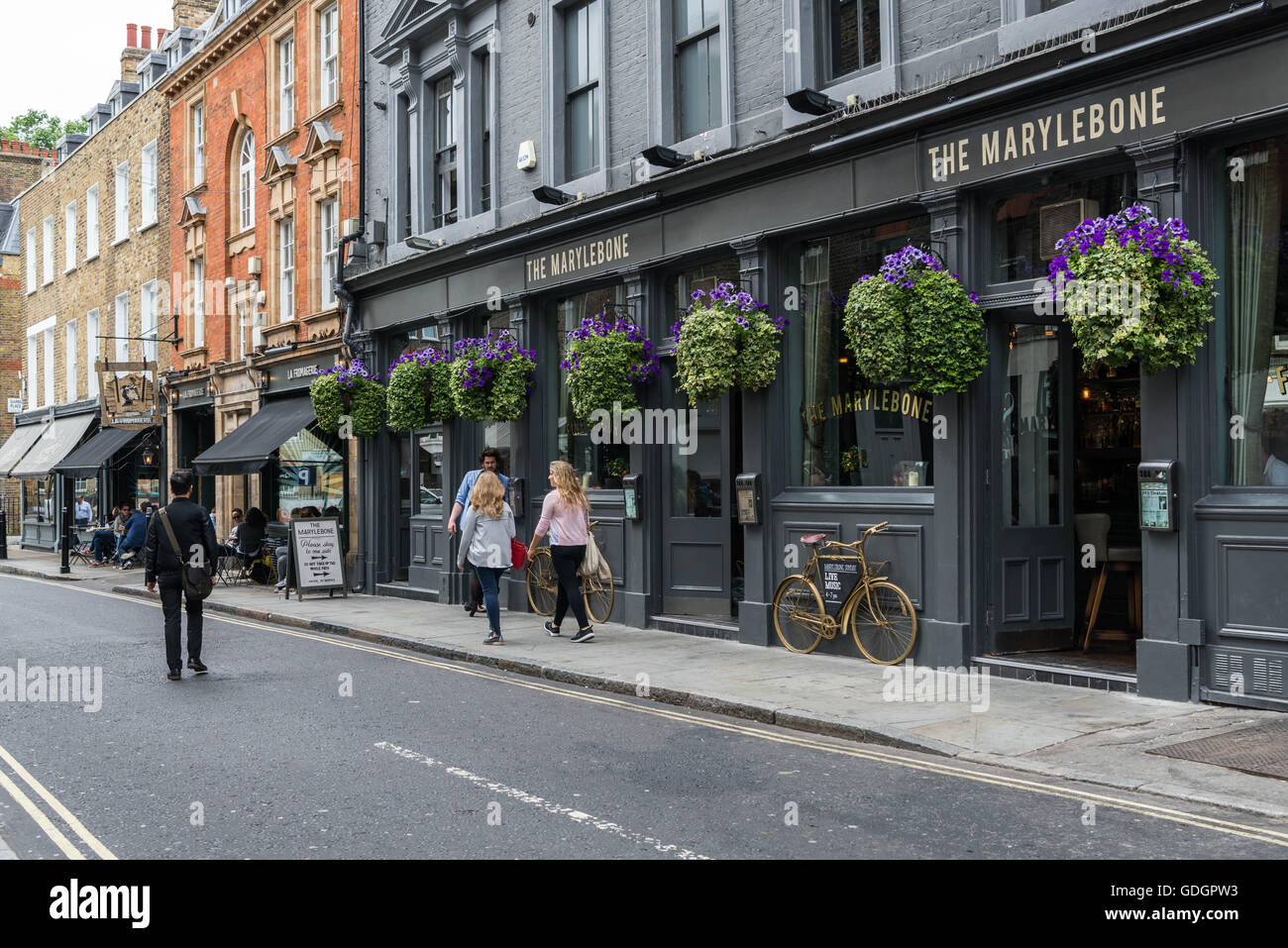 The Marylebone public house/bar on Marylebone High Street, London ...