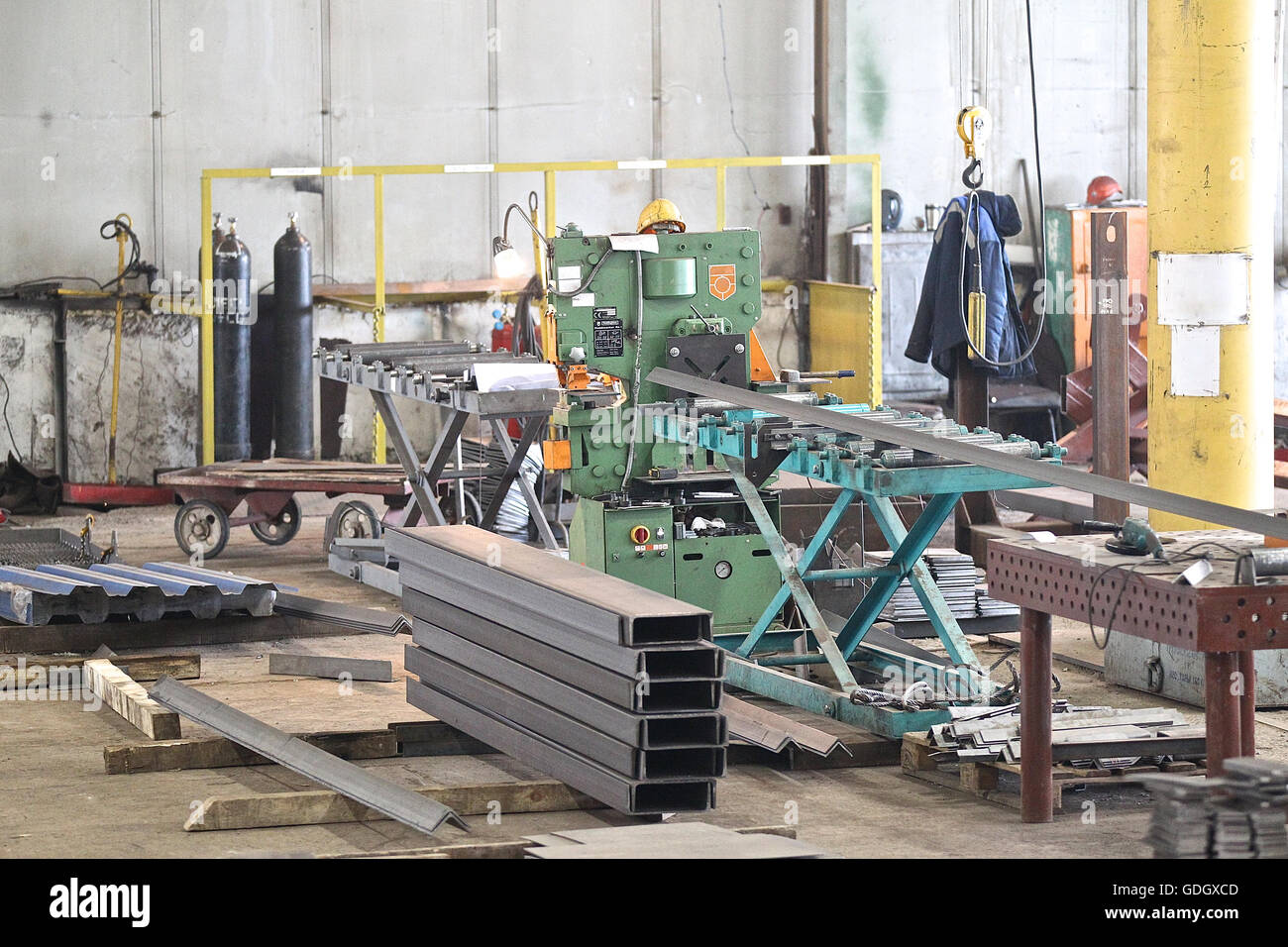 prospect of industrial workshop production of metal Stock Photo - Alamy