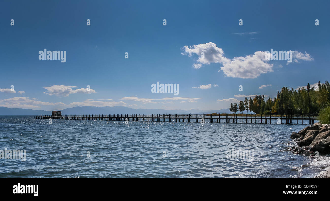 Fall lake tahoe house hi-res stock photography and images - Alamy