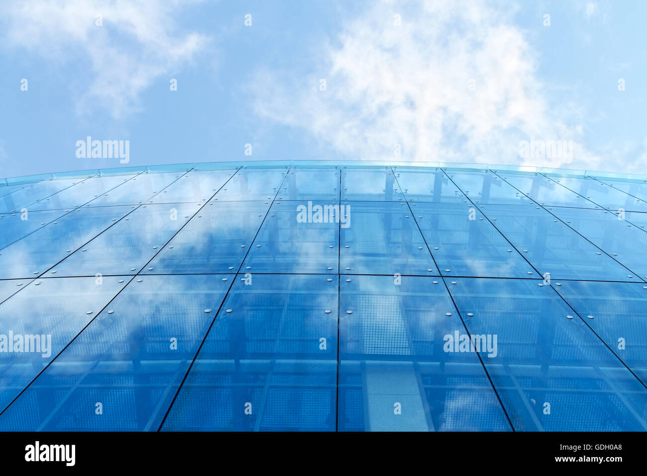 Sky reflection building architecture hi-res stock photography and ...