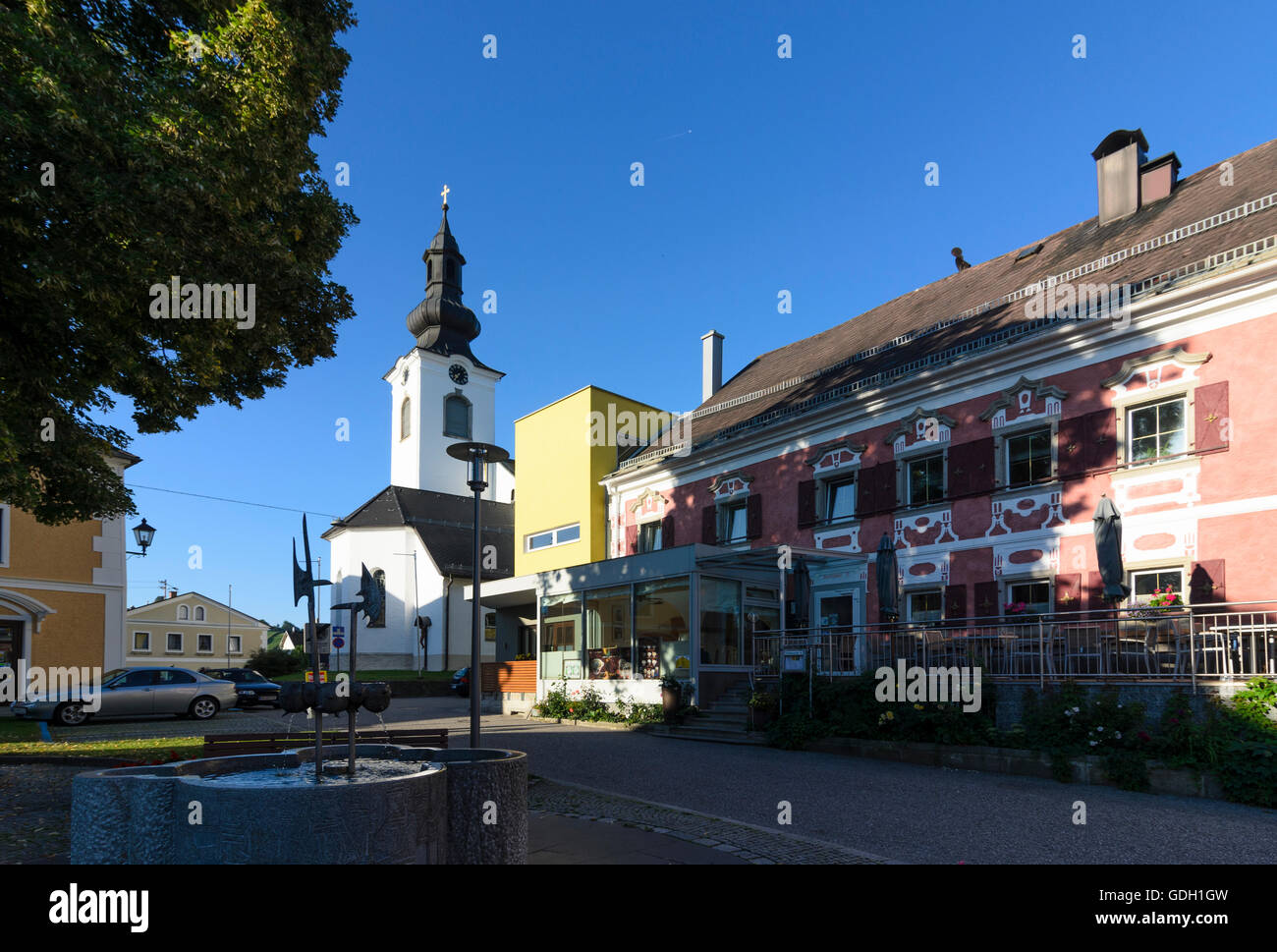 Lembach im Mühlkreis: Market Square with peasant war monument and ...