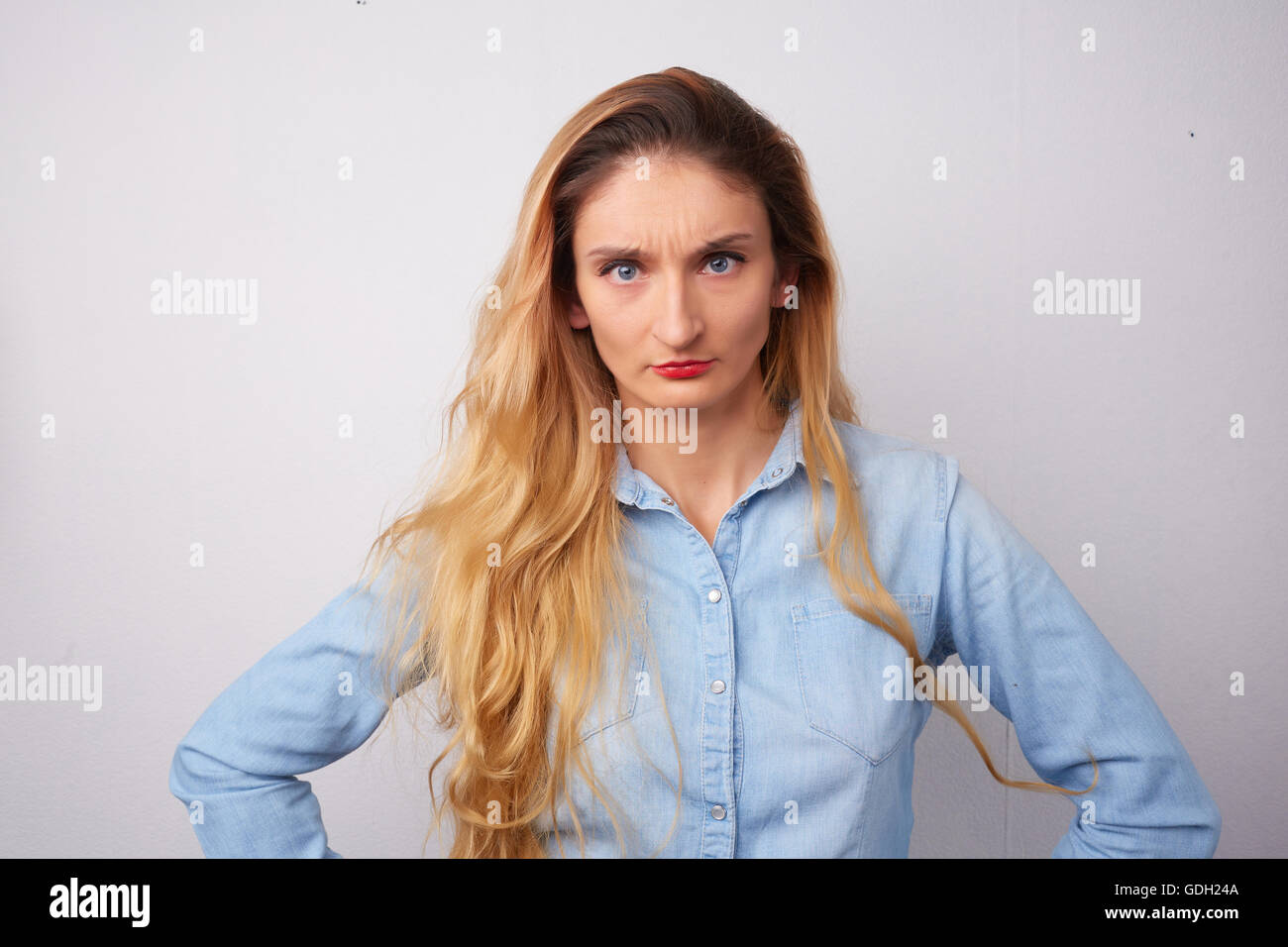 Portrait of a sad girl Stock Photo - Alamy