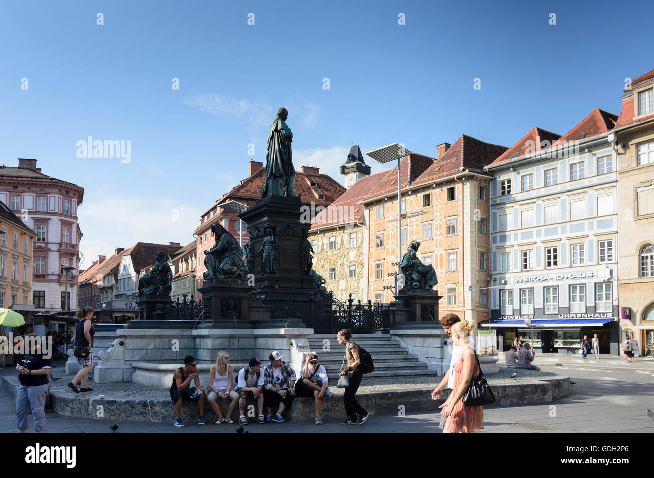 Main square clock tower hi-res stock photography and images - Alamy