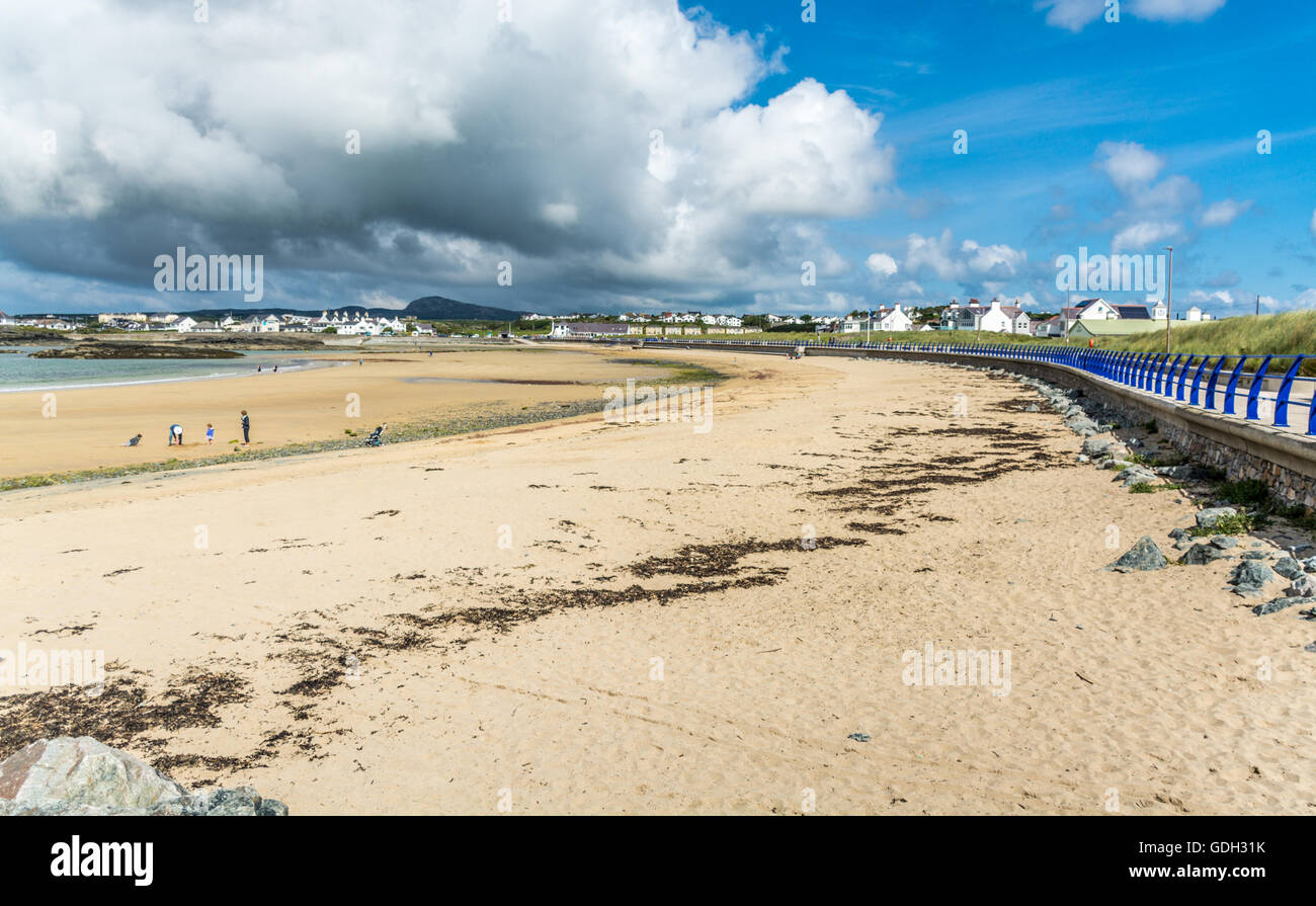 Anglesey promenade path sea hi-res stock photography and images - Alamy