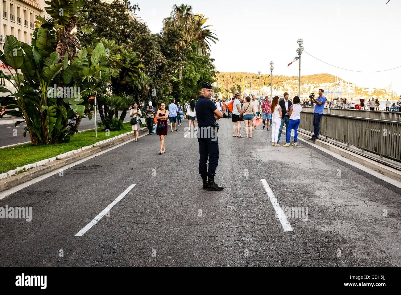 Police patrol as the Promenade des Anglais, Nice, reopens as French ...