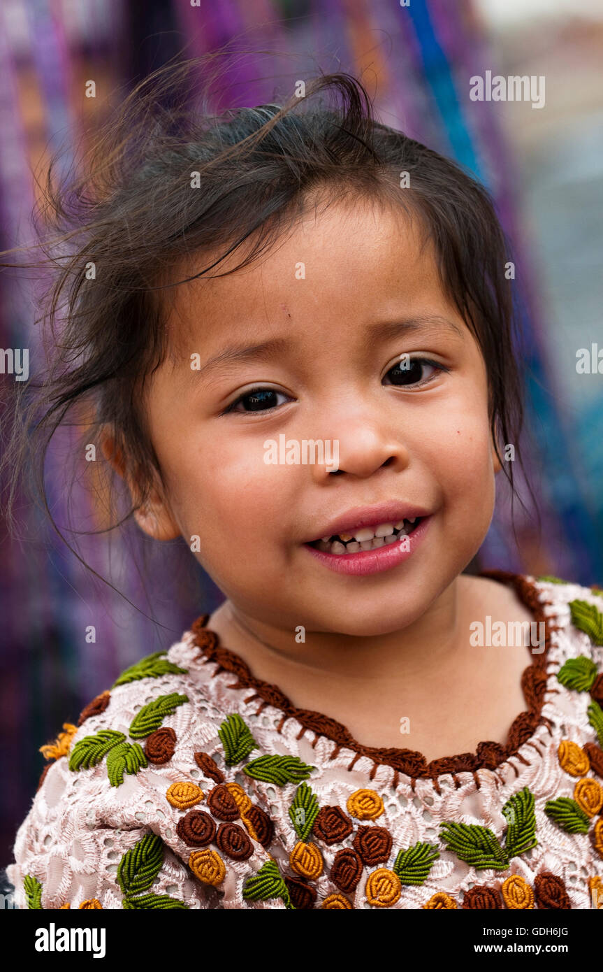 Girl guatemala children portrait hi-res stock photography and images ...