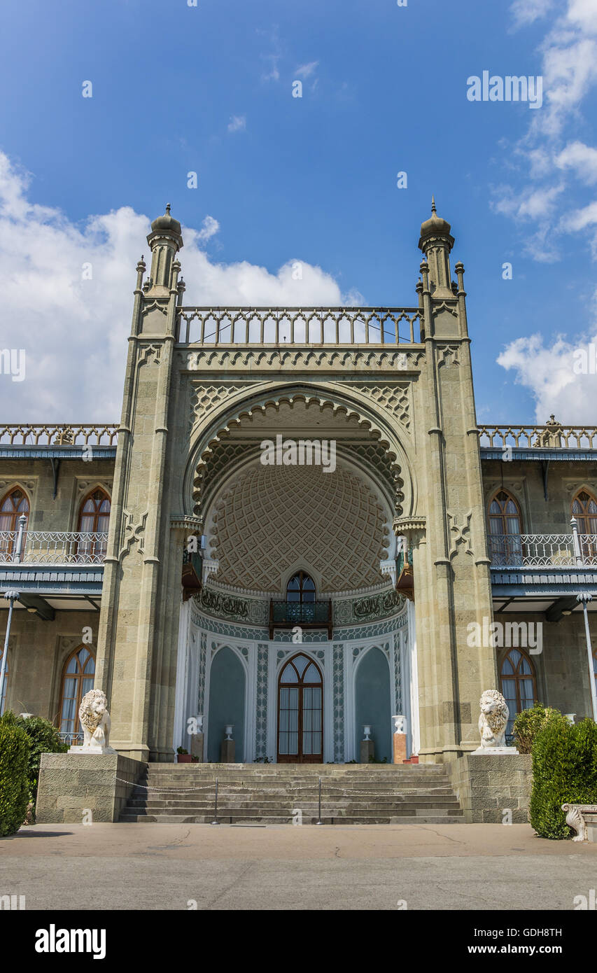 Alupka palace hi-res stock photography and images - Alamy