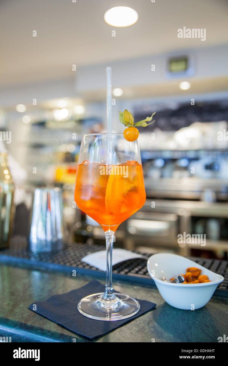 Spritz drink hi-res stock photography and images - Alamy