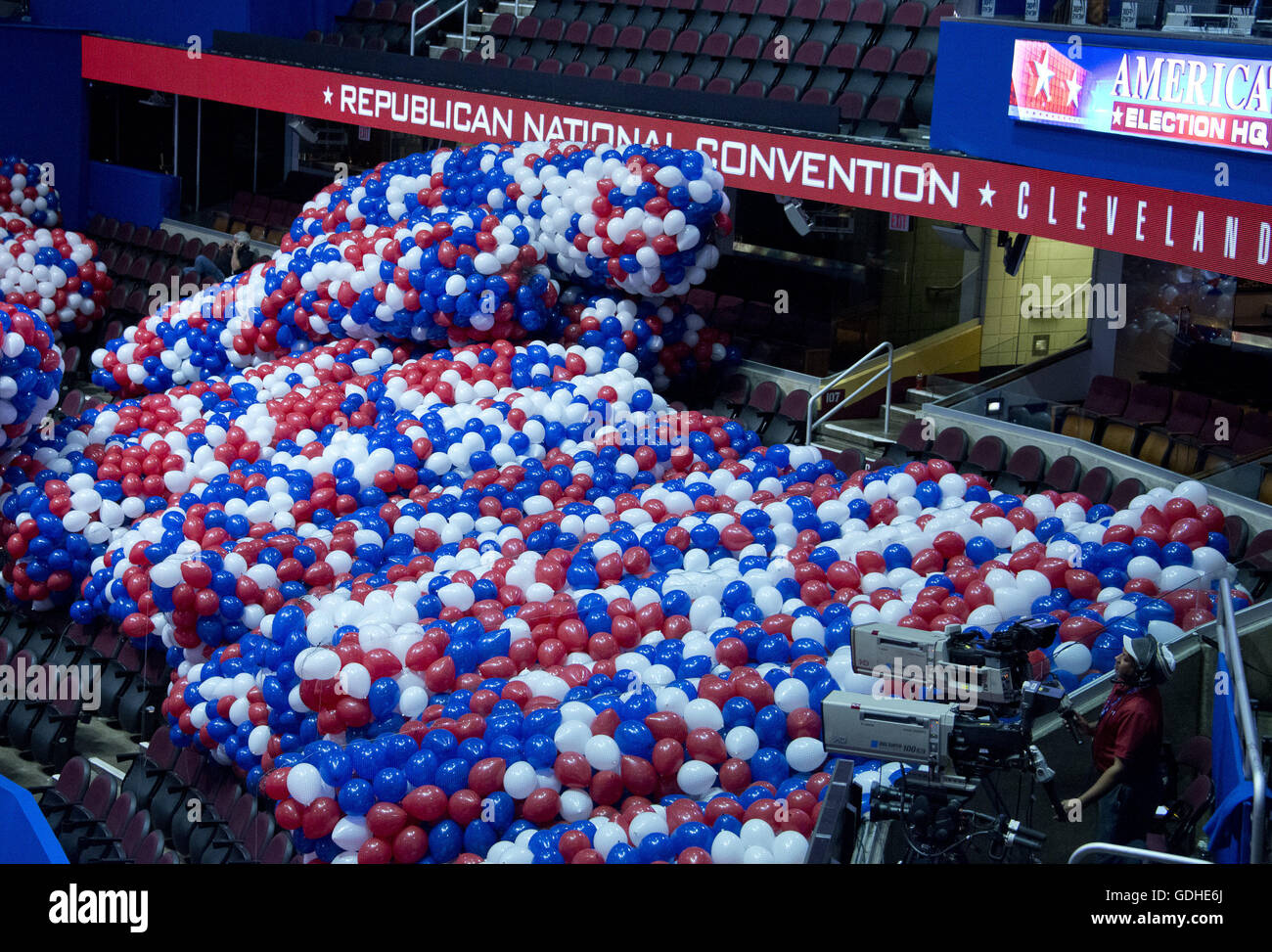 Being lifted by balloons hi-res stock photography and images - Alamy