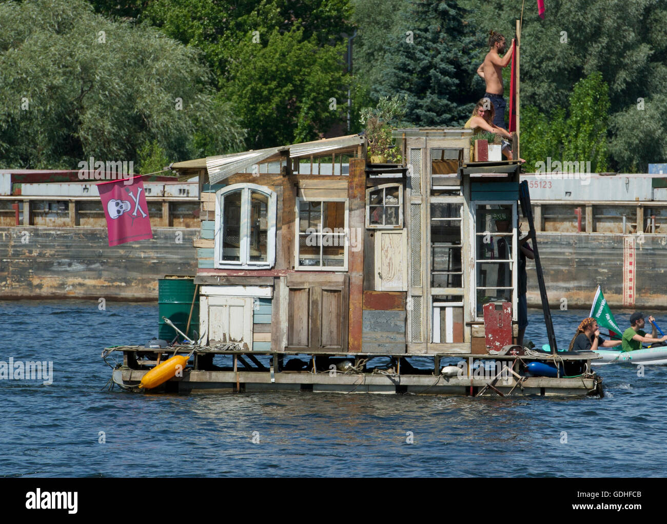 Homemade raft hi-res stock photography and images - Alamy