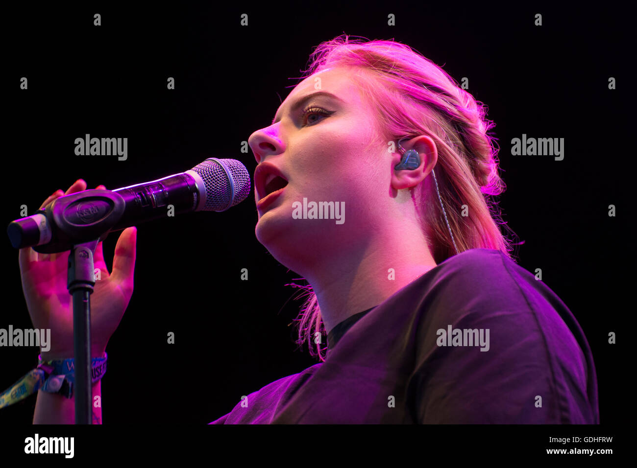 Pori, Finland. 16th July 2016. Brittish singer-songwriter Låpsley ...