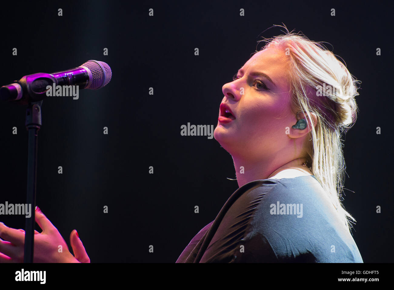 Pori, Finland. 16th July 2016. Brittish singer-songwriter Låpsley ...