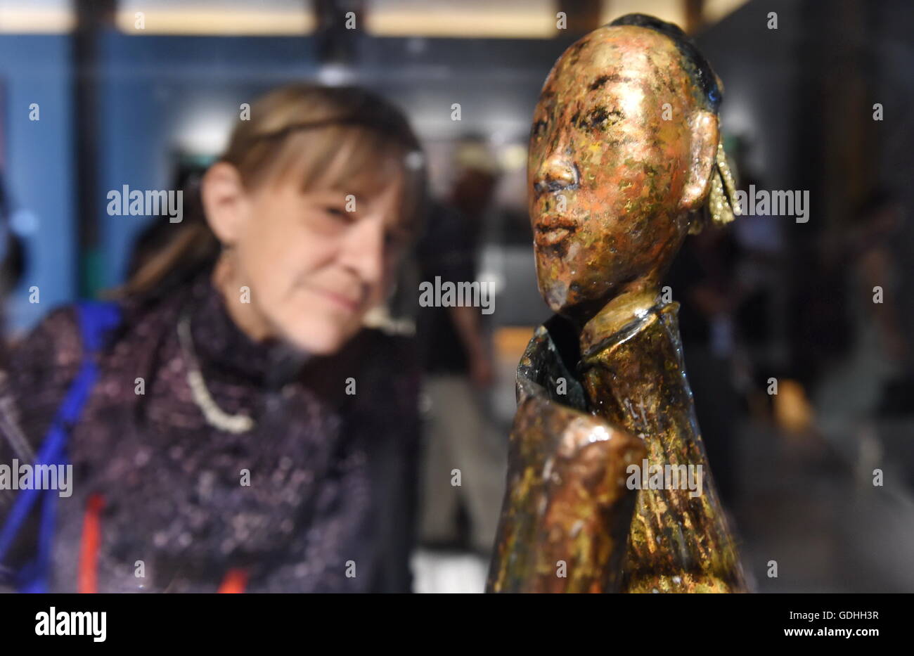 Fuzhou Lacquer High Resolution Stock Photography and Images - Alamy