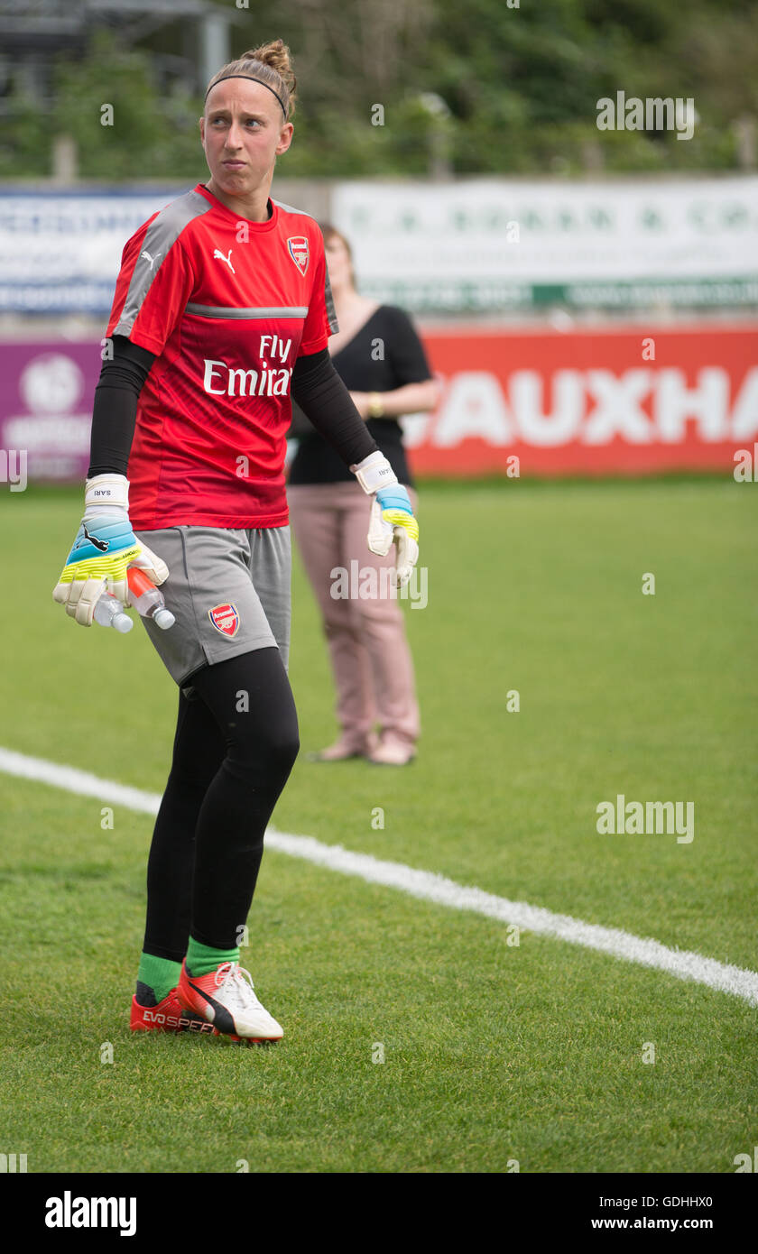 Emma byrne arsenal 2016 hi-res stock photography and images - Alamy