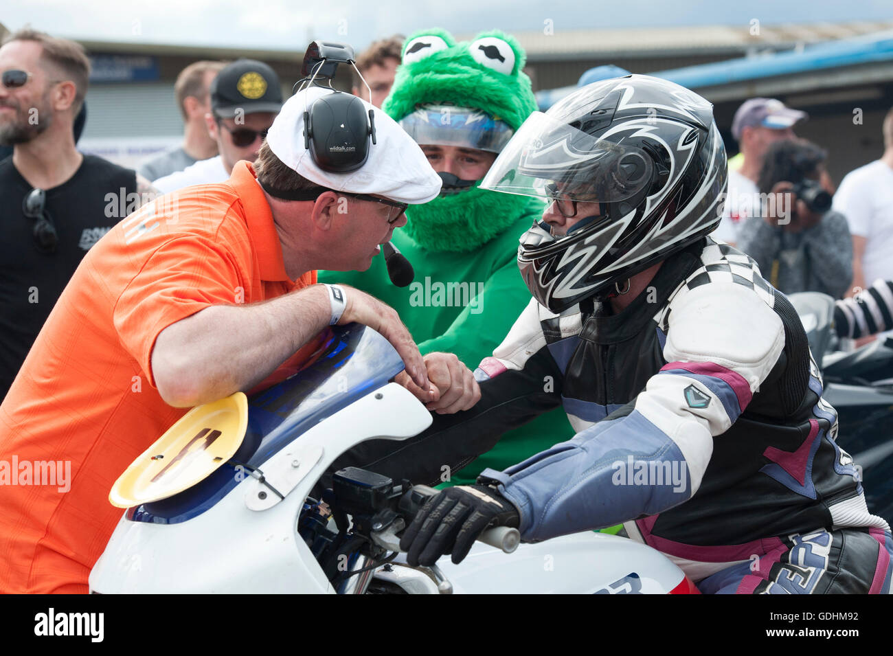Dirt quake festival hi-res stock photography and images - Alamy