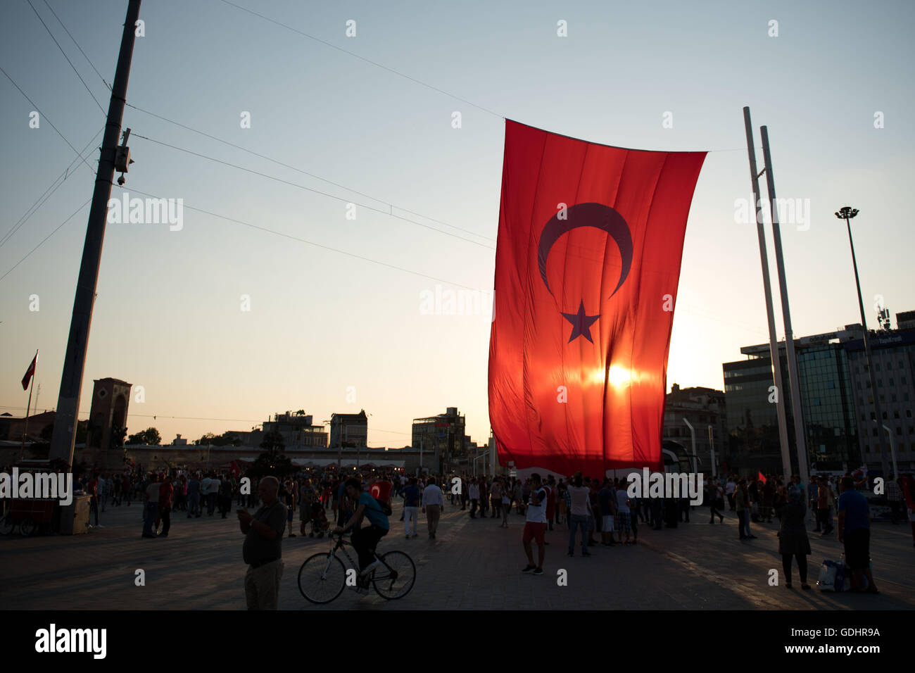 Giant Turkish Flag High Resolution Stock Photography and Images - Alamy