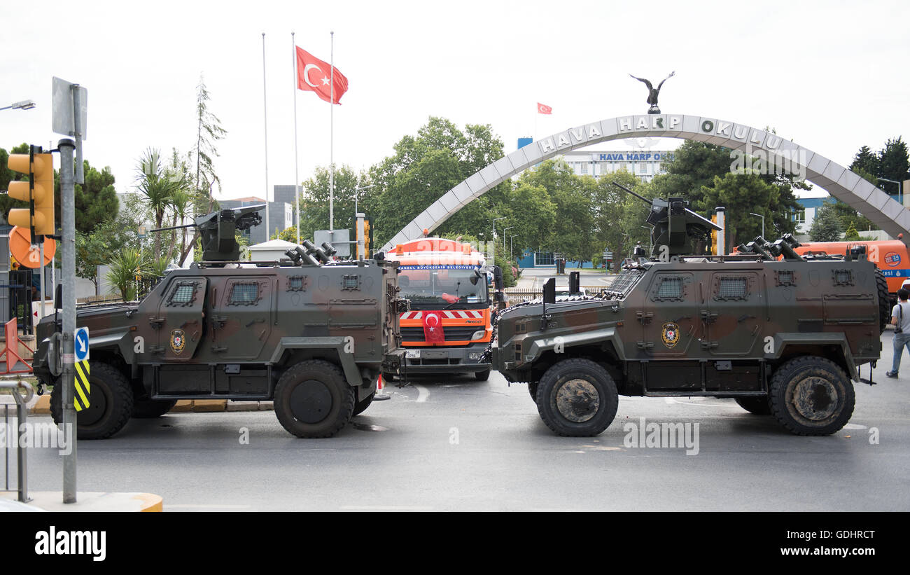 Istanbul, Turkey. 18th July, 2016. Armored vehicles of turkish special ...