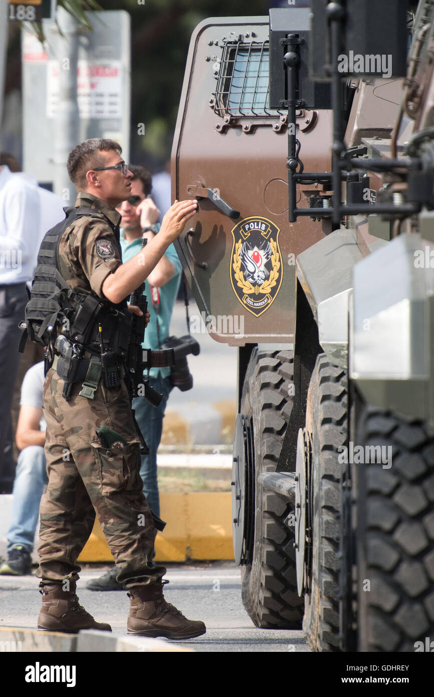 Istanbul, Turkey. 18th July, 2016. A special police officer stand in ...