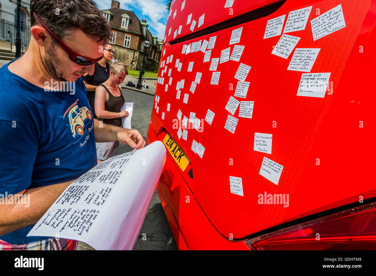 Brexit Bus Nhs High Resolution Stock Photography and Images - Alamy