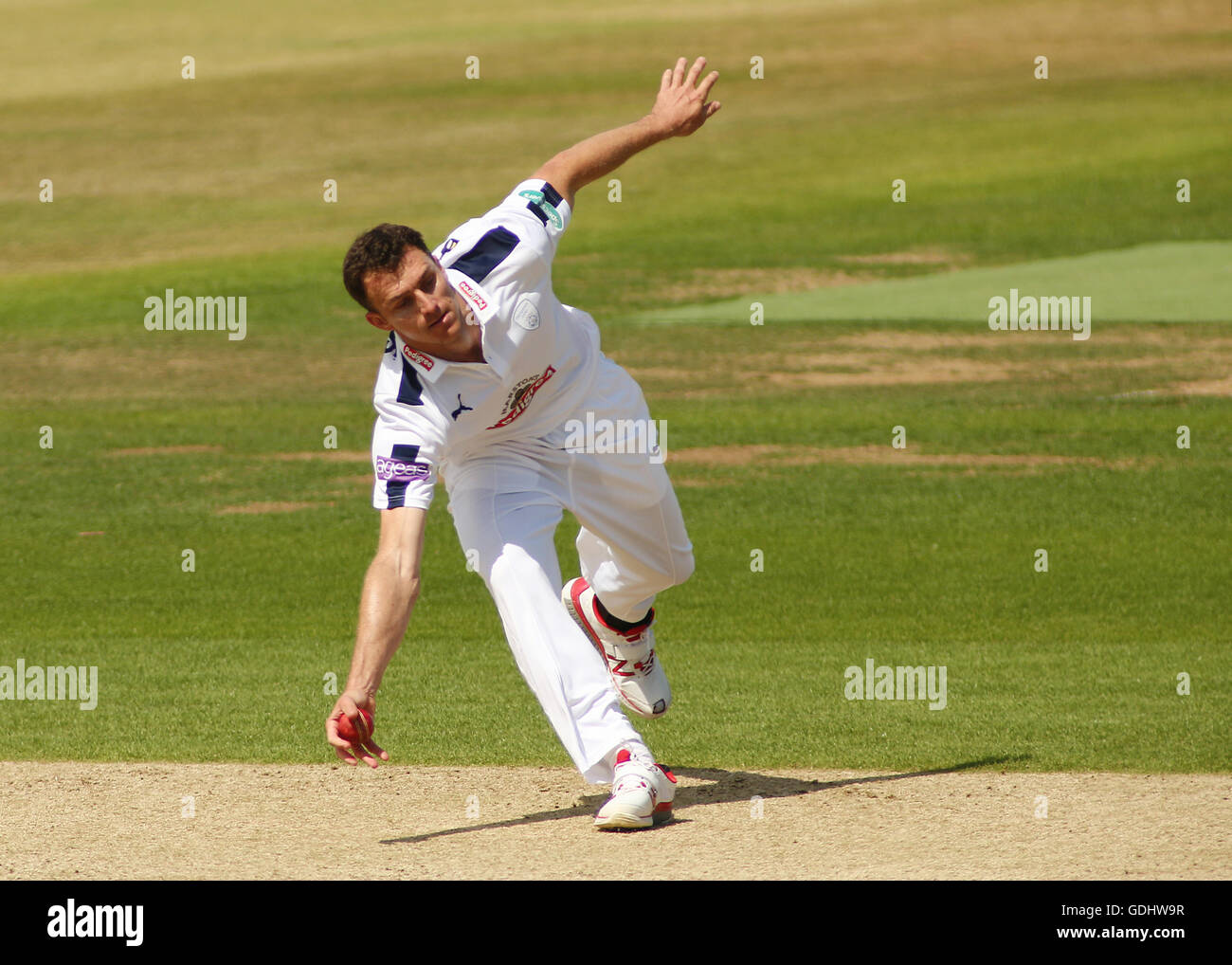 The Ageas Bowl, Southhampton, UK. 18th July, 2016. Specsavers County ...