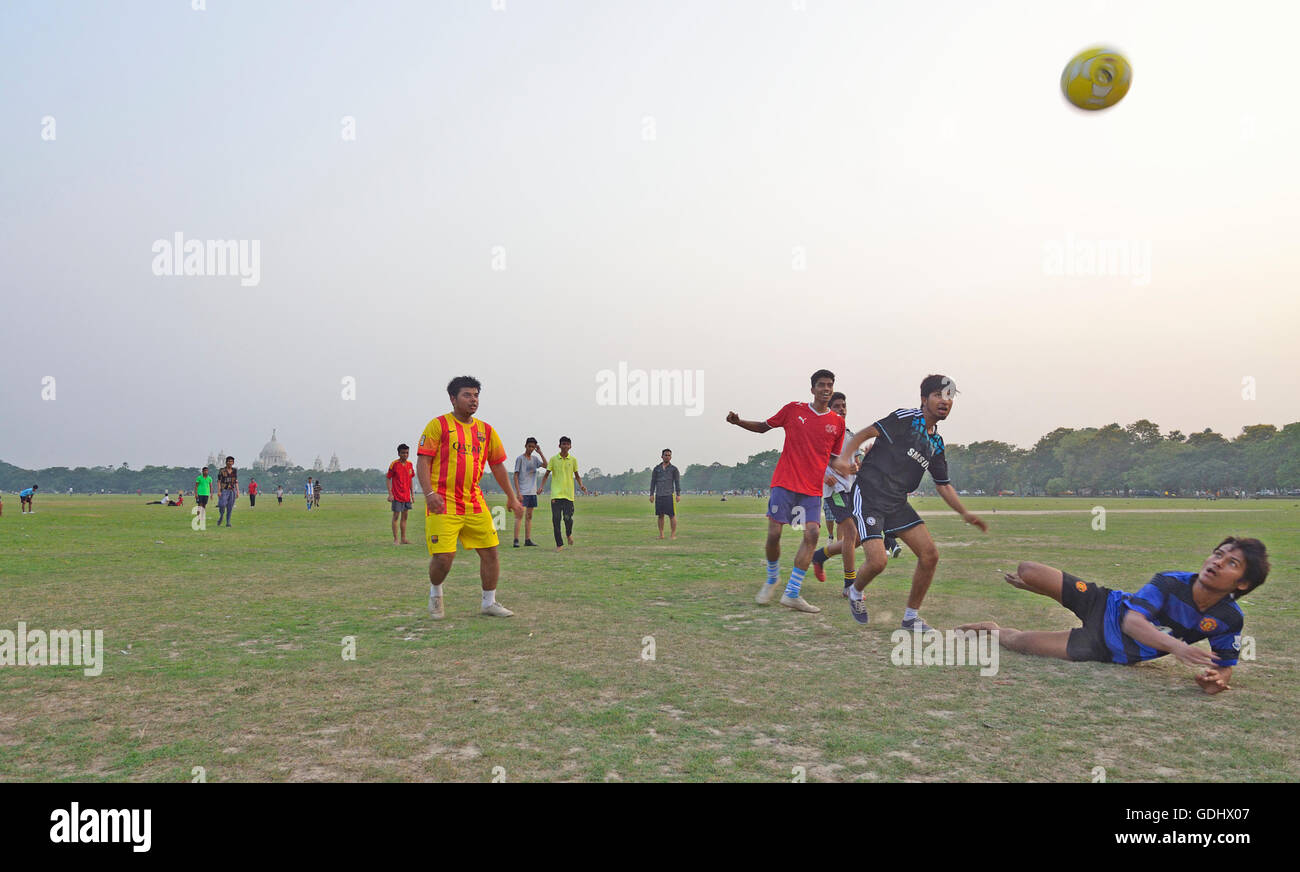 Kolkata brigade ground hi-res stock photography and images - Alamy