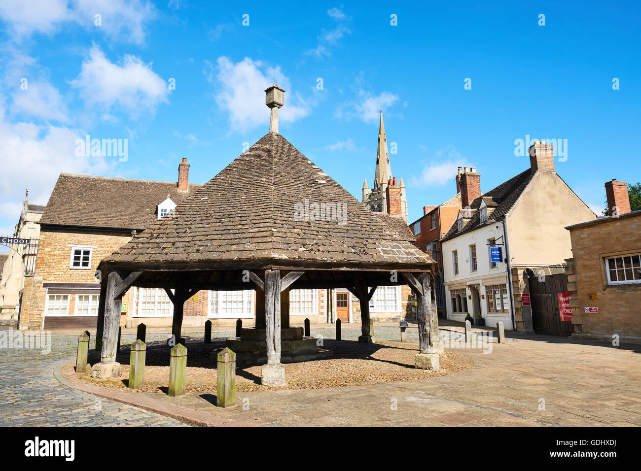 Market cross place old hi-res stock photography and images - Alamy