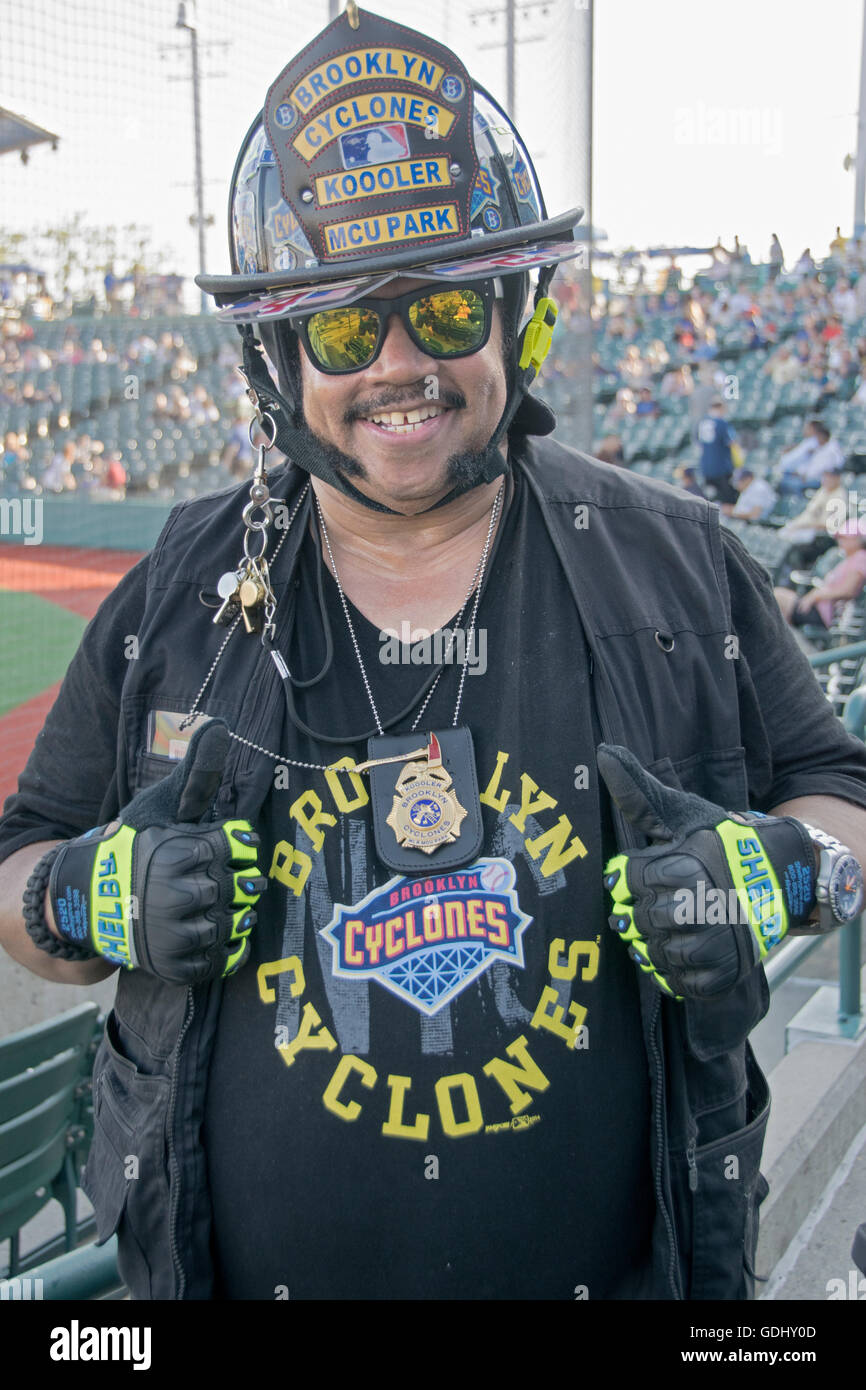 Vernon the Kooler, a superfan of the Mets minor league team the ...
